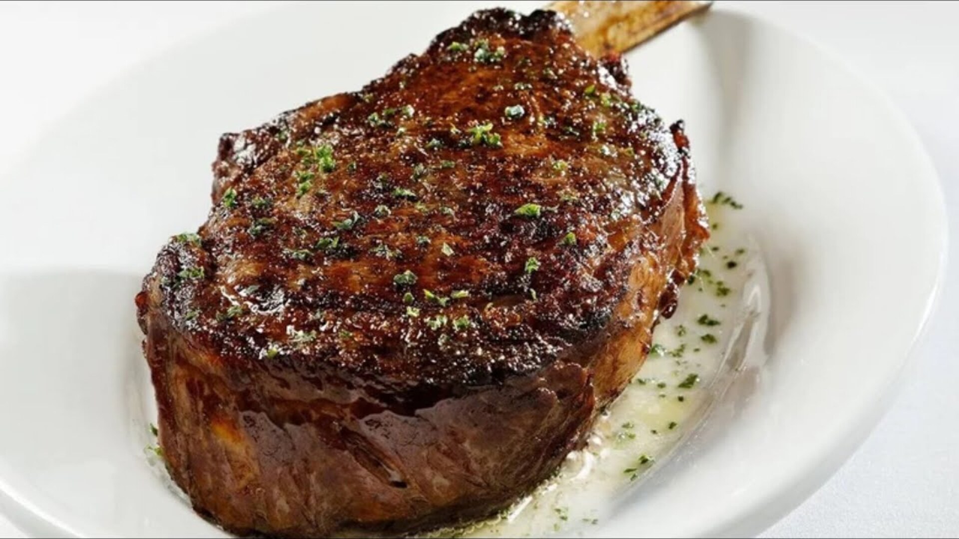Chain Restaurant Steaks, Ranked From Worst To Best | Open Video