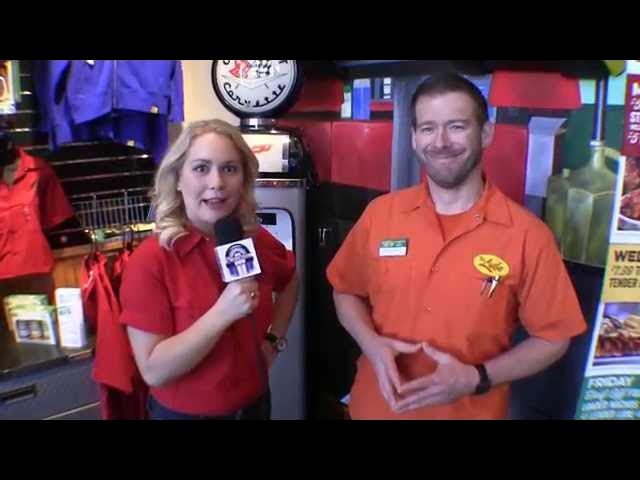 Quaker Steak & Lube Restaurant Visit | Open Video
